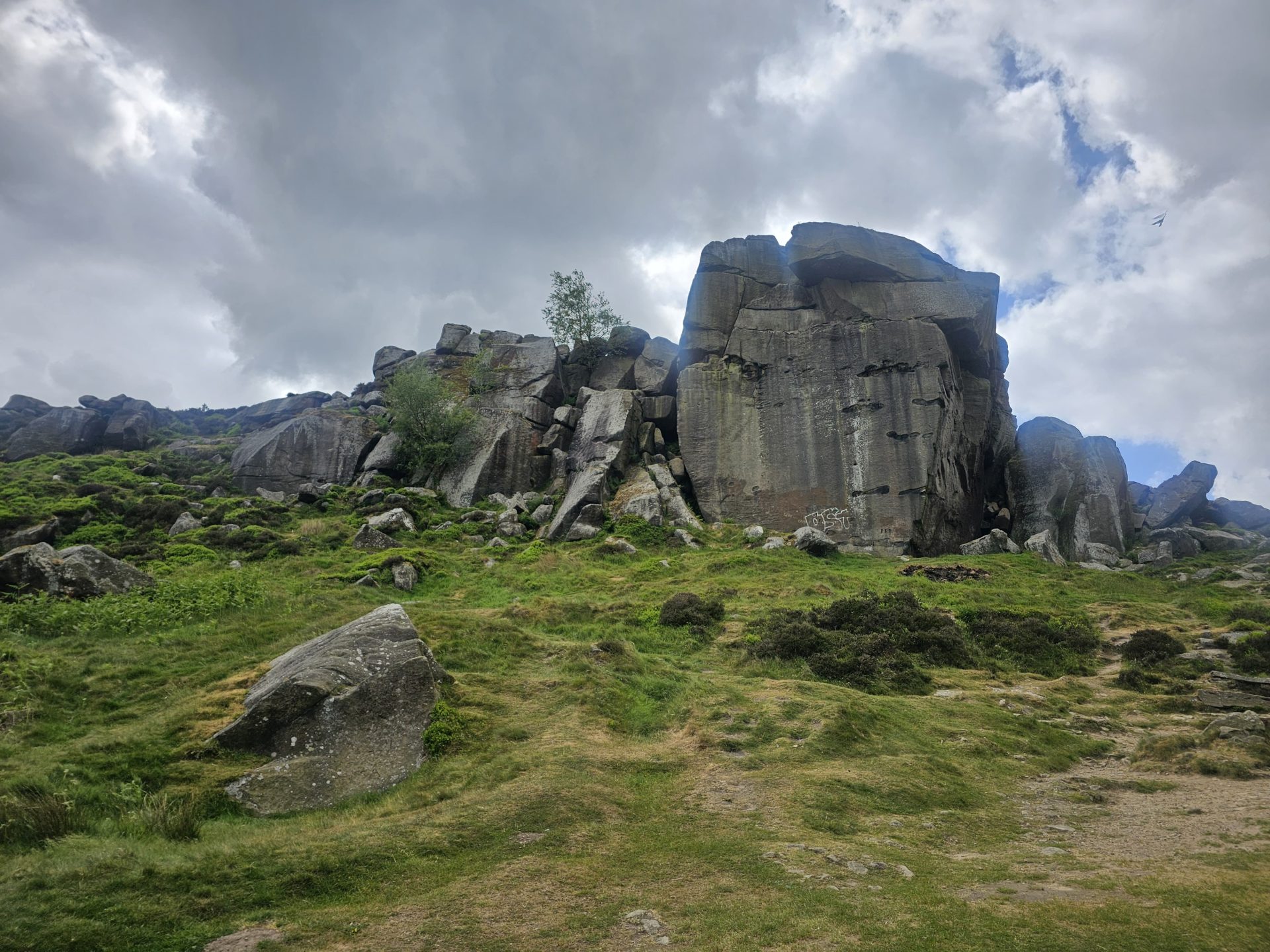 Walk from Menston to Ilkley – May 2025 - Conversation Club Leeds